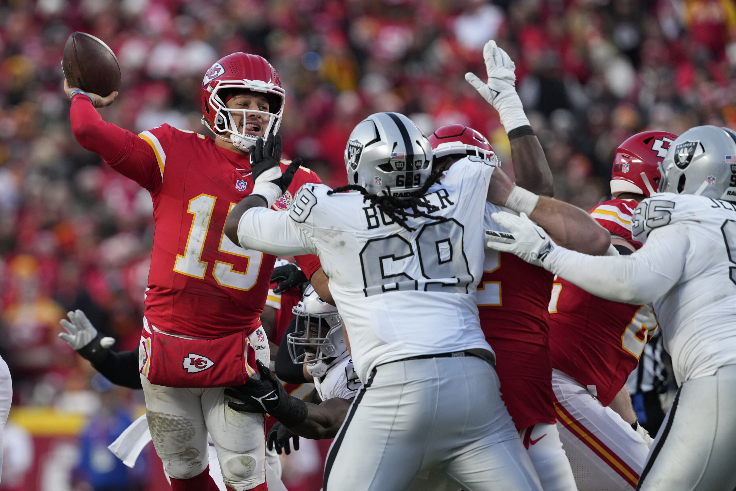 Chiefs ready for Sunday showdown against Raiders in rivalry game | News ...